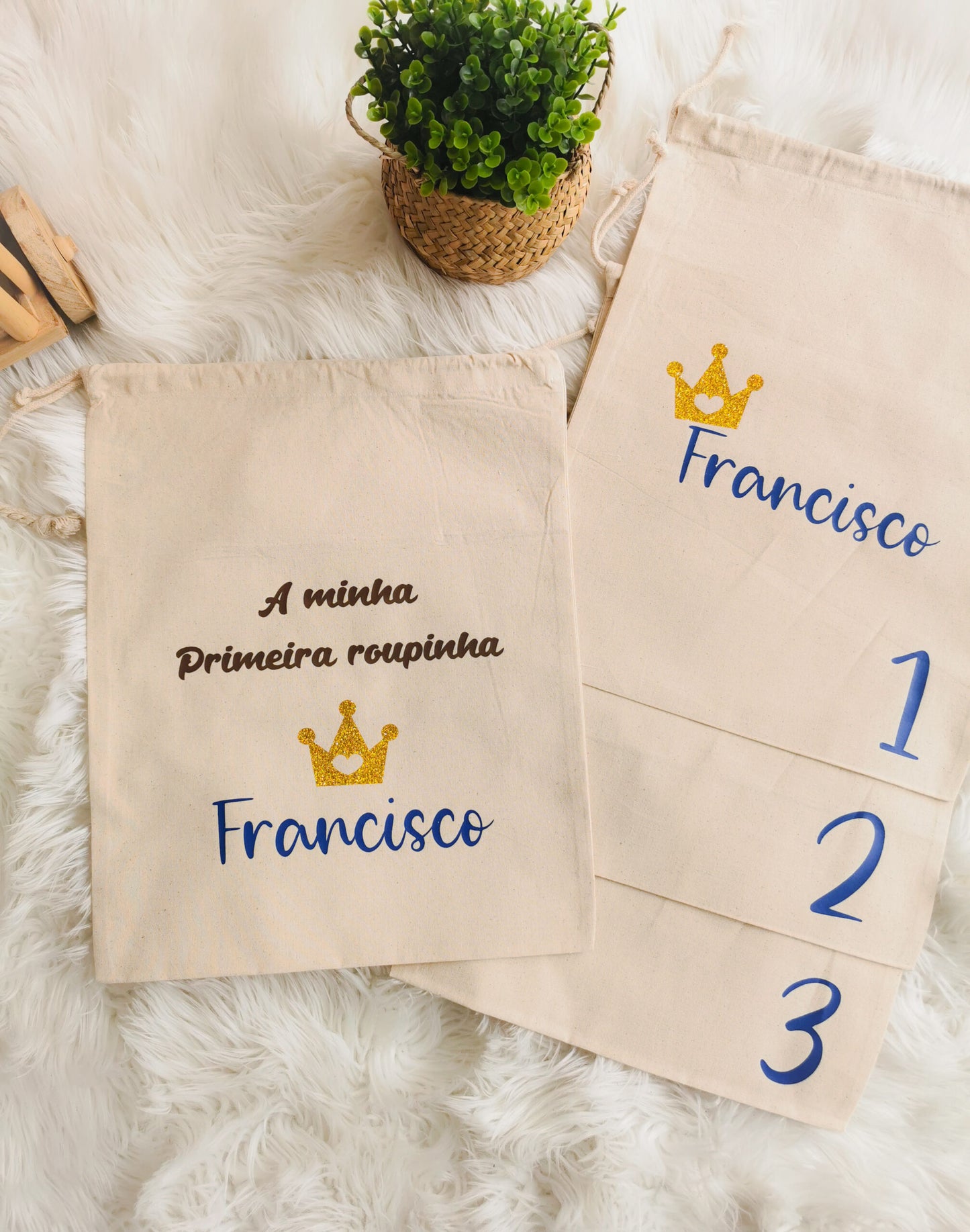 Pack 4 sacos "A minha Primeira Roupa " + 3 – Banana Limão